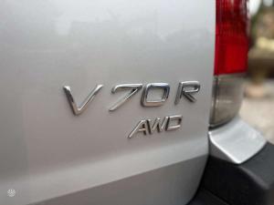 Grey Volvo V70 2004 in Vilkaviskis, with an engine capacity of 2.52 L and mileage of 272 thousand km for 8900 €, photo 20 on AUTOMOTO.COM.LV