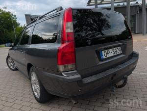 Pelēks Volvo V70 2004 Jūrmala, ar dzinēja tilpumu 2.40 L un nobraukumu 325 tūkst. km par 1690 €, foto 3 vietnē AUTOMOTO.COM.LV