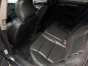 Pelēks Volvo V70 2004 Jūrmala, ar dzinēja tilpumu 2.40 L un nobraukumu 325 tūkst. km par 1690 €, foto 14 vietnē AUTOMOTO.COM.LV