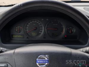 Pelēks Volvo V70 2004 Jūrmala, ar dzinēja tilpumu 2.40 L un nobraukumu 325 tūkst. km par 1690 €, foto 18 vietnē AUTOMOTO.COM.LV