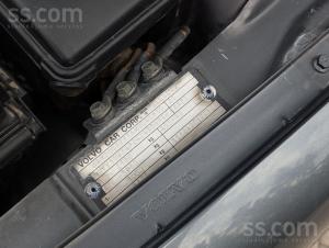 Pelēks Volvo V70 2004 Jūrmala, ar dzinēja tilpumu 2.40 L un nobraukumu 325 tūkst. km par 1690 €, foto 21 vietnē AUTOMOTO.COM.LV
