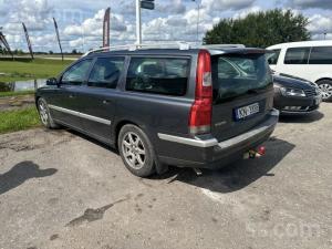 Pelēks Volvo V70 2004 Talsi, ar dzinēja tilpumu 2.40 L un nobraukumu 530 tūkst. km par 750 €, foto 3 vietnē AUTOMOTO.COM.LV