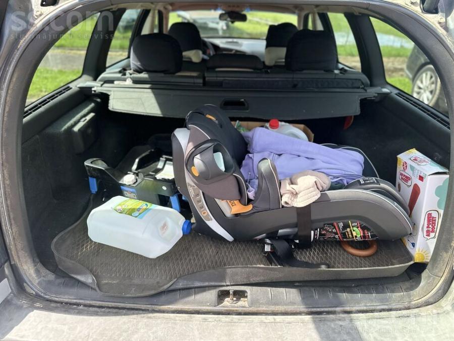 Pelēks Volvo V70 2004 Talsi, ar dzinēja tilpumu 2.40 L un nobraukumu 530 tūkst. km par 750 €, foto 8 vietnē AUTOMOTO.COM.LV