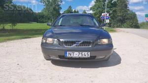 Pelēks Volvo V70 2004 Alūksne, ar dzinēja tilpumu 2.40 L un nobraukumu 0 tūkst. km par 1750 €, foto 4 vietnē AUTOMOTO.COM.LV