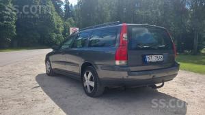 Pelēks Volvo V70 2004 Alūksne, ar dzinēja tilpumu 2.40 L un nobraukumu 0 tūkst. km par 1750 €, foto 7 vietnē AUTOMOTO.COM.LV