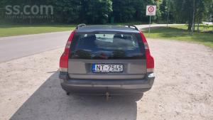 Pelēks Volvo V70 2004 Alūksne, ar dzinēja tilpumu 2.40 L un nobraukumu 0 tūkst. km par 1750 €, foto 9 vietnē AUTOMOTO.COM.LV