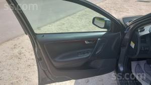 Pelēks Volvo V70 2004 Alūksne, ar dzinēja tilpumu 2.40 L un nobraukumu 0 tūkst. km par 1750 €, foto 13 vietnē AUTOMOTO.COM.LV
