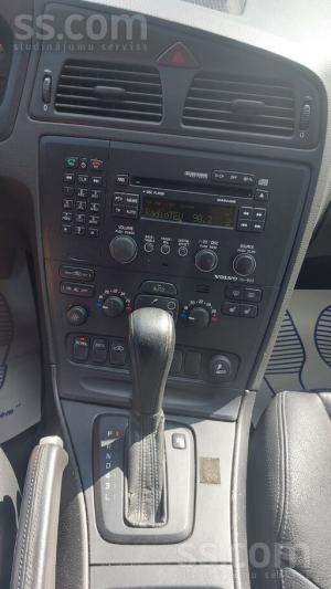 Pelēks Volvo V70 2004 Alūksne, ar dzinēja tilpumu 2.40 L un nobraukumu 0 tūkst. km par 1750 €, foto 18 vietnē AUTOMOTO.COM.LV