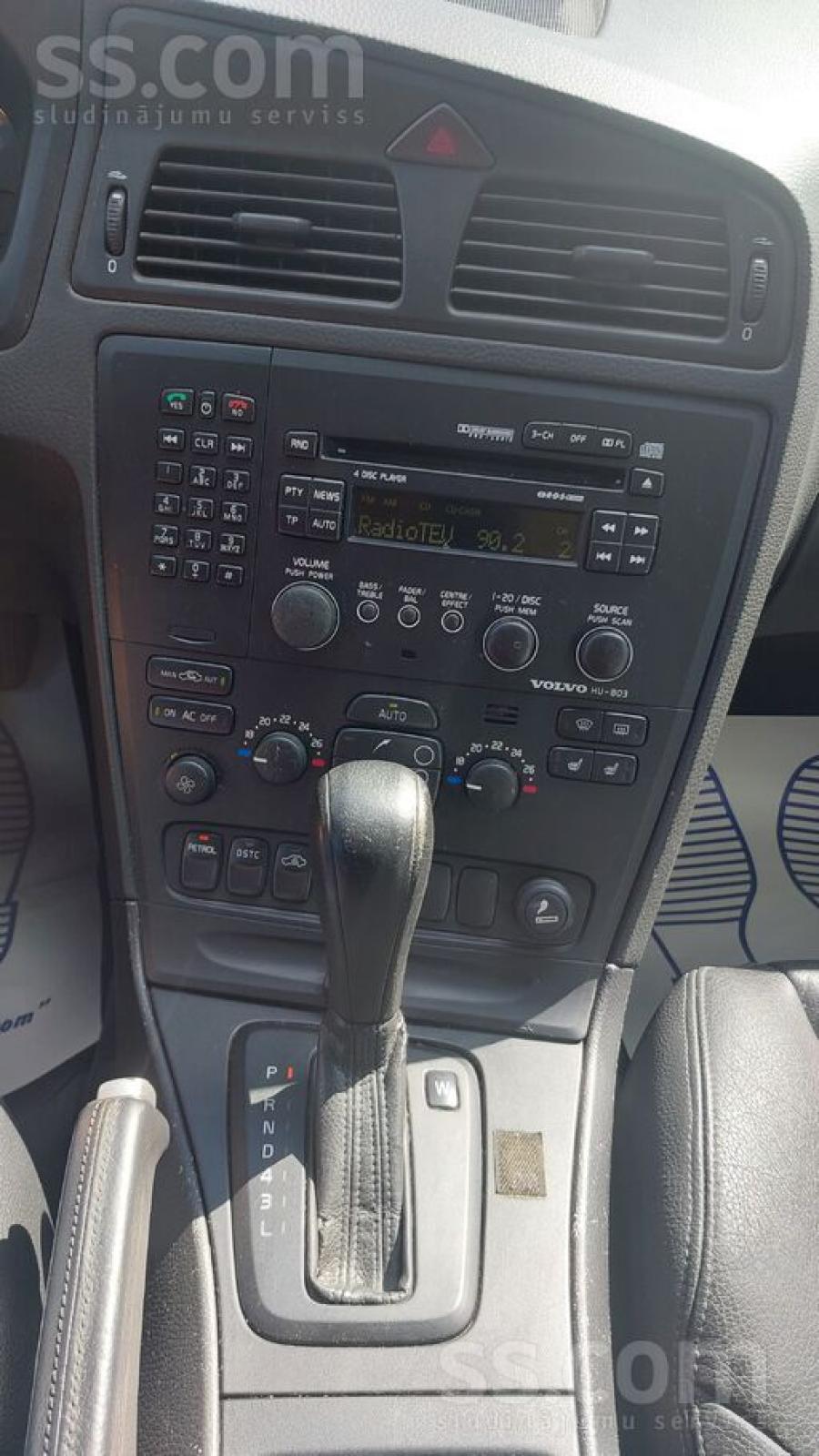 Pelēks Volvo V70 2004 Alūksne, ar dzinēja tilpumu 2.40 L un nobraukumu 0 tūkst. km par 1750 €, foto 18 vietnē AUTOMOTO.COM.LV