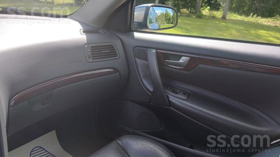 Pelēks Volvo V70 2004 Alūksne, ar dzinēja tilpumu 2.40 L un nobraukumu 0 tūkst. km par 1750 €, foto 20 vietnē AUTOMOTO.COM.LV
