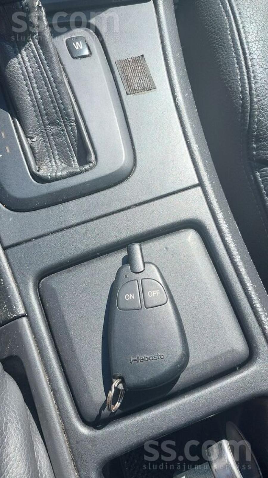 Pelēks Volvo V70 2004 Alūksne, ar dzinēja tilpumu 2.40 L un nobraukumu 0 tūkst. km par 1750 €, foto 21 vietnē AUTOMOTO.COM.LV