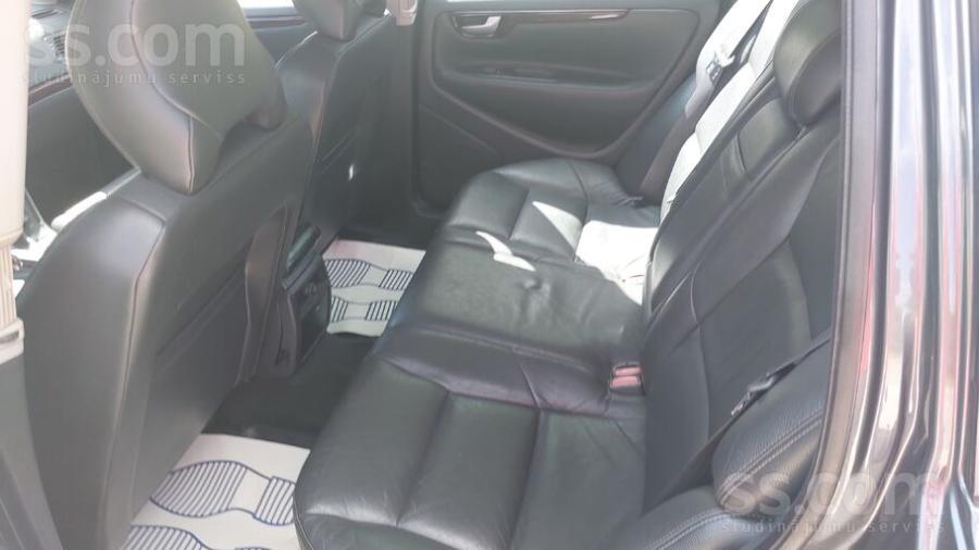 Pelēks Volvo V70 2004 Alūksne, ar dzinēja tilpumu 2.40 L un nobraukumu 0 tūkst. km par 1750 €, foto 25 vietnē AUTOMOTO.COM.LV