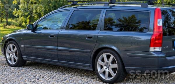 Grey Volvo V70 2004 in Aluksne, with an engine capacity of 2.40 L and mileage of 452 thousand km for 1500 €, photo 3 on AUTOMOTO.COM.LV