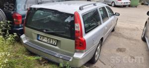 Pelēks Volvo V70 2004 Rīga, ar dzinēja tilpumu 2.50 L un nobraukumu 404 tūkst. km par 600 €, foto 4 vietnē AUTOMOTO.COM.LV