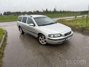 Grey Volvo V70 2004 in Rezekne, with an engine capacity of 2.40 L and mileage of 516 thousand km for 1150 €, photo 4 on AUTOMOTO.COM.LV