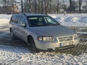 Grey Volvo V70 2005 in Kaunas, with an engine capacity of 2.44 L and mileage of 449 thousand km for 1650 €, photo 7 on AUTOMOTO.COM.LV