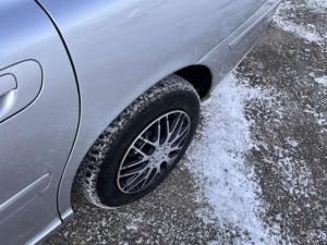 Grey Volvo V70 2005 in Vilnius, with an engine capacity of 2.40 L and mileage of 308 thousand km for 1800 €, photo 7 on AUTOMOTO.COM.LV
