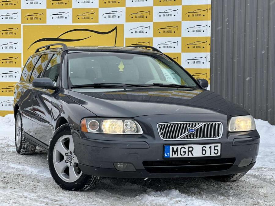 Pelēks Volvo V70 2005 Šauļi, ar dzinēja tilpumu 2.40 L un nobraukumu 295 tūkst. km par 2650 €, foto 3 vietnē AUTOMOTO.COM.LV