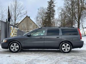 Pelēks Volvo V70 2005 Šauļi, ar dzinēja tilpumu 2.40 L un nobraukumu 295 tūkst. km par 2650 €, foto 9 vietnē AUTOMOTO.COM.LV