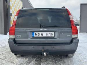 Pelēks Volvo V70 2005 Šauļi, ar dzinēja tilpumu 2.40 L un nobraukumu 295 tūkst. km par 2650 €, foto 12 vietnē AUTOMOTO.COM.LV
