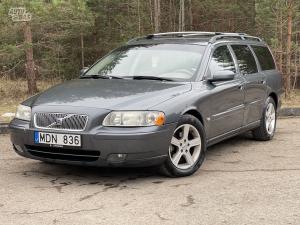 Grey Volvo V70 2005 in Siauliai, with an engine capacity of 2.40 L and mileage of 363 thousand km for 1050 €, photo 3 on AUTOMOTO.COM.LV