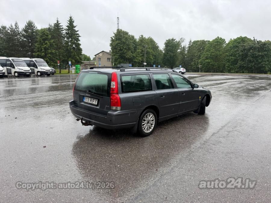 Серый Вольво В70 2005 в Муствеэ, объемом двигателя 2.40 л и пробегом 0 тыс. км за 1250 €, фото 4 на AUTOMOTO.COM.LV