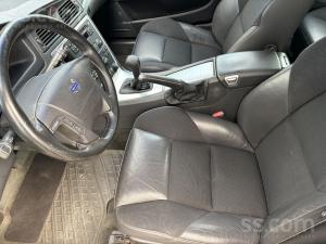 Pelēks Volvo V70 2005 Ogre, ar dzinēja tilpumu 2.40 L un nobraukumu 300 tūkst. km par 3250 €, foto 14 vietnē AUTOMOTO.COM.LV