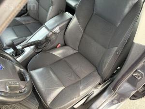 Pelēks Volvo V70 2005 Ogre, ar dzinēja tilpumu 2.40 L un nobraukumu 300 tūkst. km par 3250 €, foto 15 vietnē AUTOMOTO.COM.LV