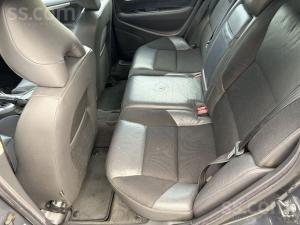 Pelēks Volvo V70 2005 Ogre, ar dzinēja tilpumu 2.40 L un nobraukumu 300 tūkst. km par 3250 €, foto 18 vietnē AUTOMOTO.COM.LV