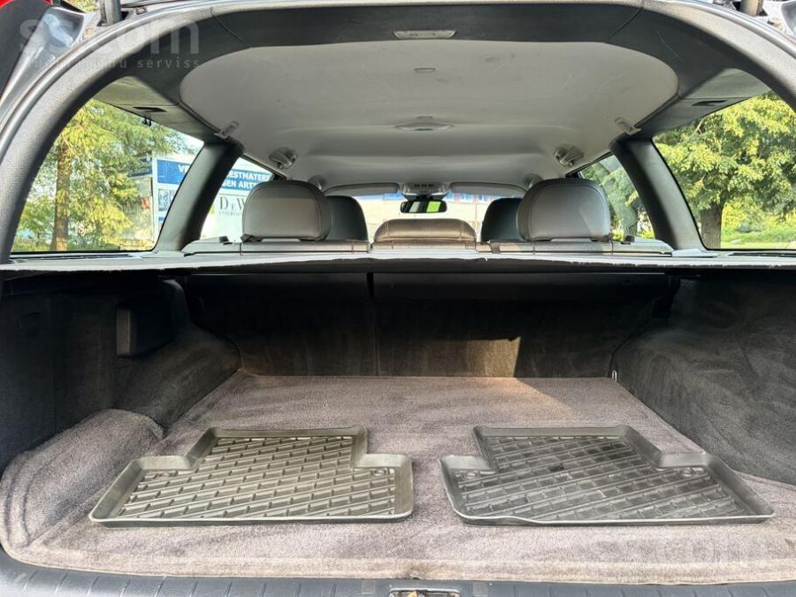Pelēks Volvo V70 2005 Ogre, ar dzinēja tilpumu 2.40 L un nobraukumu 300 tūkst. km par 3250 €, foto 28 vietnē AUTOMOTO.COM.LV