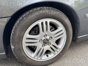 Pelēks Volvo V70 2005 Ogre, ar dzinēja tilpumu 2.40 L un nobraukumu 300 tūkst. km par 3250 €, foto 32 vietnē AUTOMOTO.COM.LV