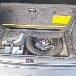 Pelēks Volvo V70 2005 Rīga, ar dzinēja tilpumu 2.40 L un nobraukumu 356 tūkst. km par 2700 €, foto 9 vietnē AUTOMOTO.COM.LV