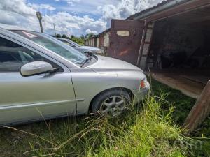 Pelēks Volvo V70 2005 Jēkabpils, ar dzinēja tilpumu 2.40 L un nobraukumu 341 tūkst. km par 1670 €, foto 5 vietnē AUTOMOTO.COM.LV