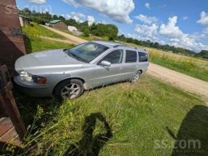 Pelēks Volvo V70 2005 Jēkabpils, ar dzinēja tilpumu 2.40 L un nobraukumu 341 tūkst. km par 1670 €, foto 11 vietnē AUTOMOTO.COM.LV