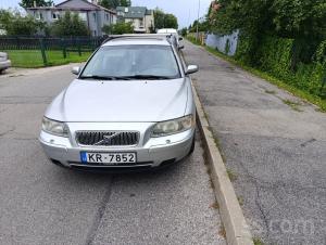 Pelēks Volvo V70 2005 Rīga, ar dzinēja tilpumu 2.50 L un nobraukumu 331 tūkst. km par 1100 €, foto  vietnē AUTOMOTO.COM.LV