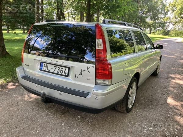 Серый Вольво В70 2005 в Елгава, объемом двигателя 2.40 л и пробегом 397 тыс. км за 1750 €, фото 7 на AUTOMOTO.COM.LV