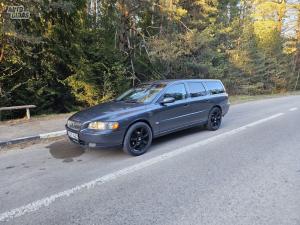Pelēks Volvo V70 2005 Viļņa, ar dzinēja tilpumu 2.40 L un nobraukumu 460 tūkst. km par 1950 €, foto 5 vietnē AUTOMOTO.COM.LV