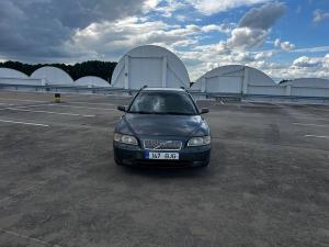 Серый Вольво В70 2005 в Тарту, объемом двигателя 2.40 л и пробегом 441 тыс. км за 5000 €, фото 4 на AUTOMOTO.COM.LV