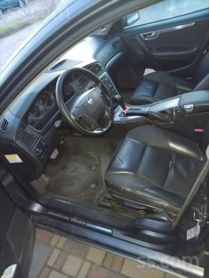 Pelēks Volvo V70 2005 Rīga, ar dzinēja tilpumu 2.40 L un nobraukumu 529 tūkst. km par 1200 €, foto 8 vietnē AUTOMOTO.COM.LV