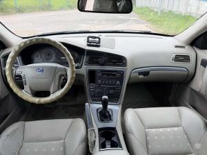 Серый Вольво В70 2005 в Вильнюс, объемом двигателя 2.40 л и пробегом 430 тыс. км за 999 €, фото 12 на AUTOMOTO.COM.LV