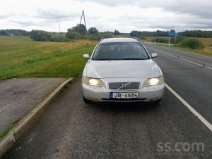 Grey Volvo V70 2005 in Preili, with an engine capacity of 2.40 L and mileage of 475 thousand km for 1000 €, photo 6 on AUTOMOTO.COM.LV