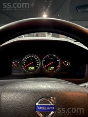 Pelēks Volvo V70 2005 Ogre, ar dzinēja tilpumu 2.40 L un nobraukumu 283 tūkst. km par 1350 €, foto 9 vietnē AUTOMOTO.COM.LV