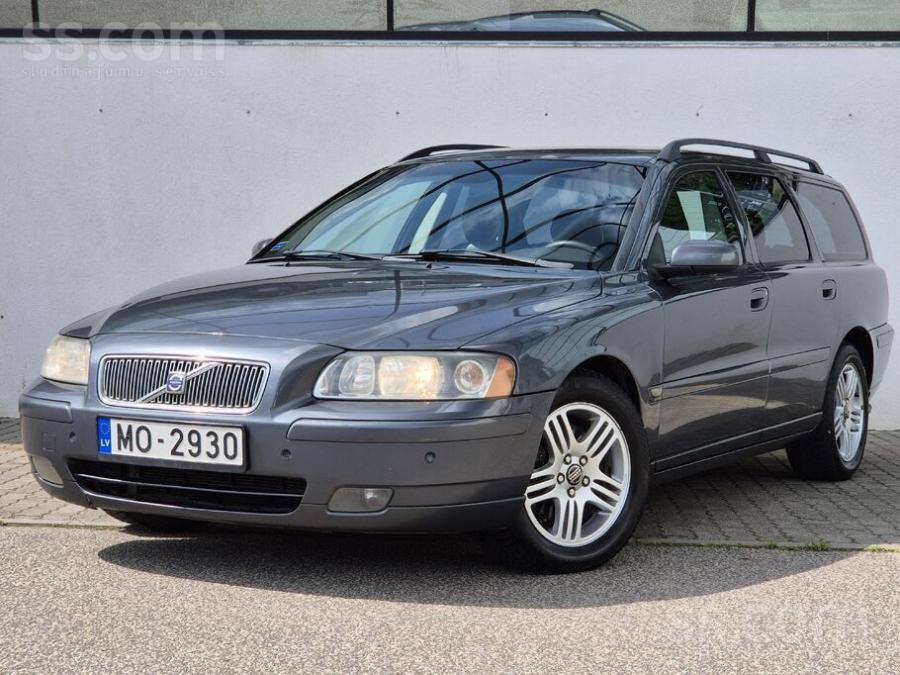 Pelēks Volvo V70 2006 Rīga, ar dzinēja tilpumu 2.40 L un nobraukumu 364 tūkst. km par 1150 €, foto 1 vietnē AUTOMOTO.COM.LV