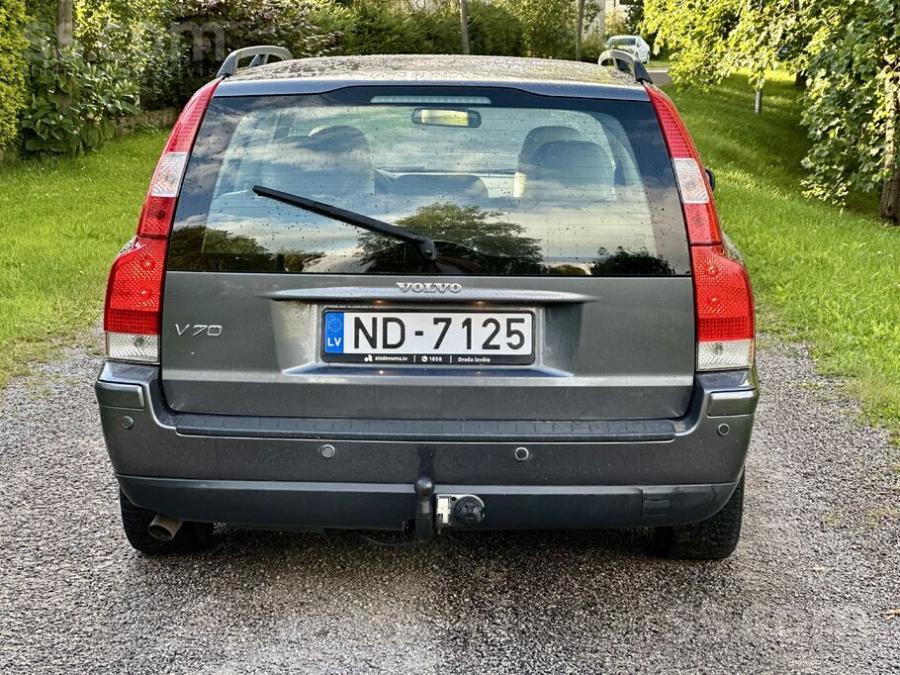 Pelēks Volvo V70 2006 Talsi, ar dzinēja tilpumu 2.40 L un nobraukumu 329 tūkst. km par 2690 €, foto 3 vietnē AUTOMOTO.COM.LV
