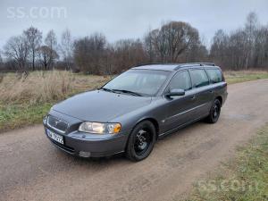Pelēks Volvo V70 2006 Kuldīga, ar dzinēja tilpumu 2.40 L un nobraukumu 338 tūkst. km par 2390 €, foto 7 vietnē AUTOMOTO.COM.LV
