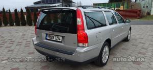 Pelēks Volvo V70 2006 Paide, ar dzinēja tilpumu 2.40 L un nobraukumu 408 tūkst. km par 4290 €, foto 4 vietnē AUTOMOTO.COM.LV