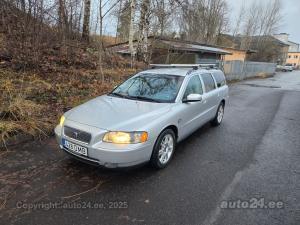 Grey Volvo V70 2006 in Tallinn, with an engine capacity of 2.40 L and mileage of 261 thousand km for 3299 €, photo 12 on AUTOMOTO.COM.LV