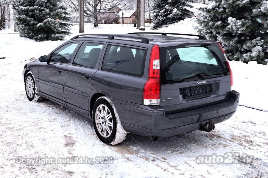 Pelēks Volvo V70 2006 Paide, ar dzinēja tilpumu 0.00 L un nobraukumu 386 tūkst. km par 3250 €, foto 4 vietnē AUTOMOTO.COM.LV