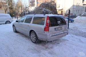 Grey Volvo V70 2006 in Kaunas, with an engine capacity of 2.40 L and mileage of 408 thousand km for 2400 €, photo  on AUTOMOTO.COM.LV