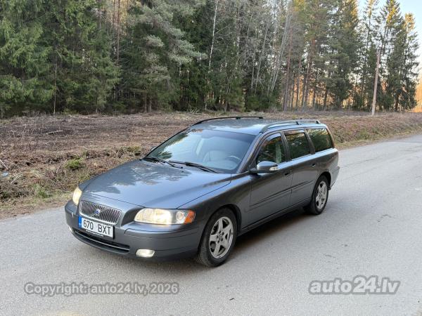 Grey Volvo V70 2006 in Tallinn, with an engine capacity of 2.40 L and mileage of 315 thousand km for 3450 €, photo 6 on AUTOMOTO.COM.LV
